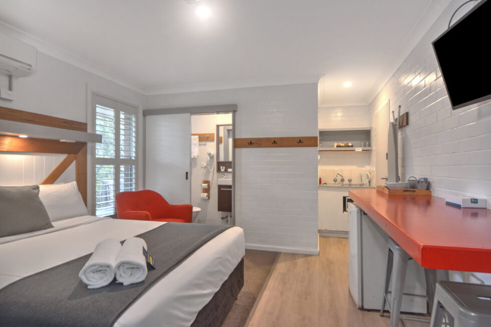 Rooms | Pleasant Way River Lodge